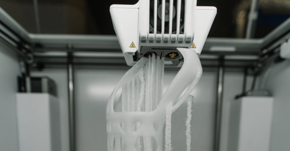 Stringing in 3D Printing – Everything You Need to Know - 3D Insider